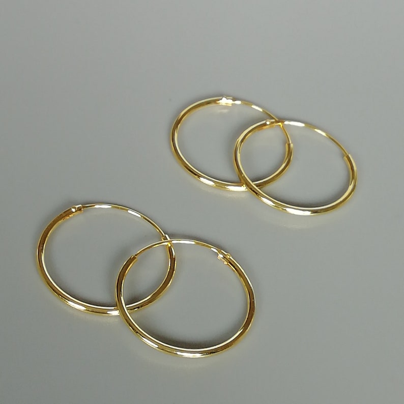 Gold hoop earrings 18mm gold dipped hoops Endless ear | Etsy