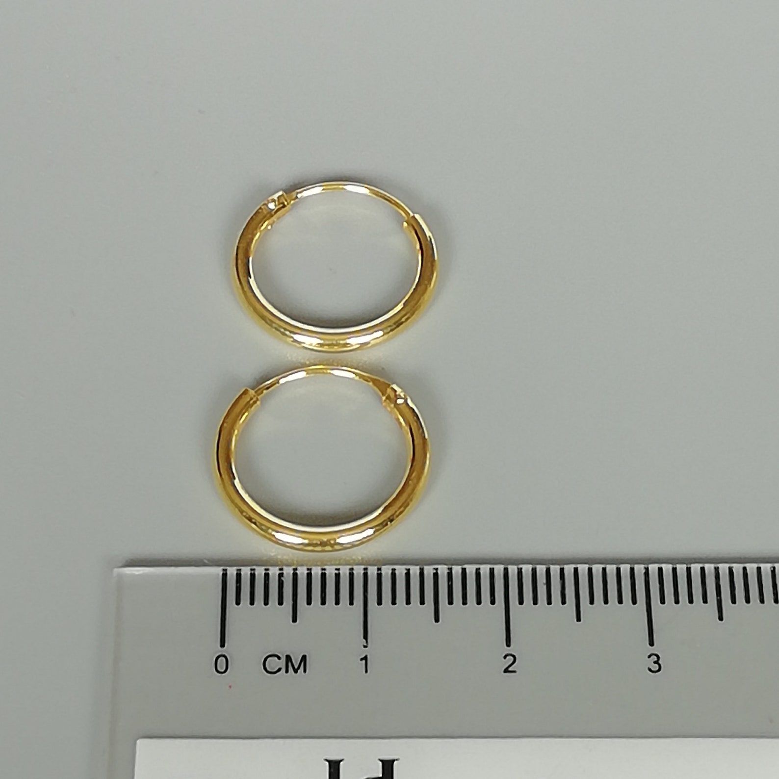 Gold hoop earrings 16mm gold plated hoops Endless ear | Etsy