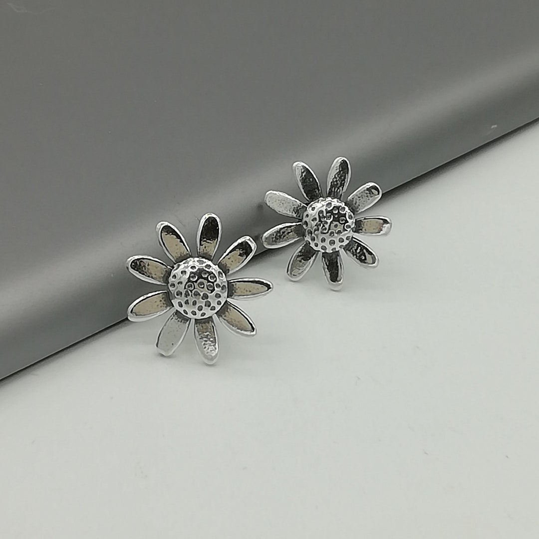 Sun Flower Ear Studs | Floral Studs | Flower Earrings | Pretty Silver ...