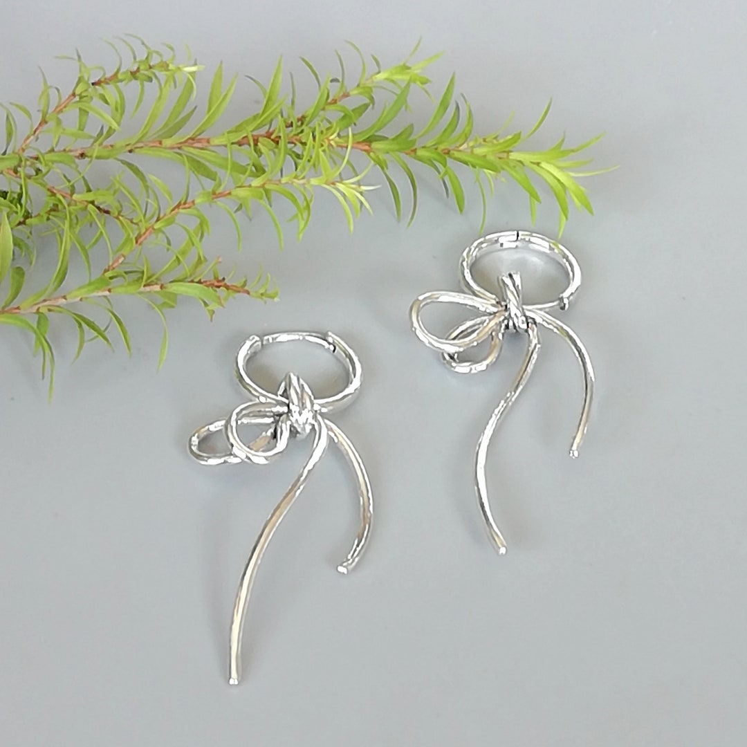 Silver Bow Hoops Ribbon Charm Hoop Earrings Bow Charm Earrings 13mm Ear ...
