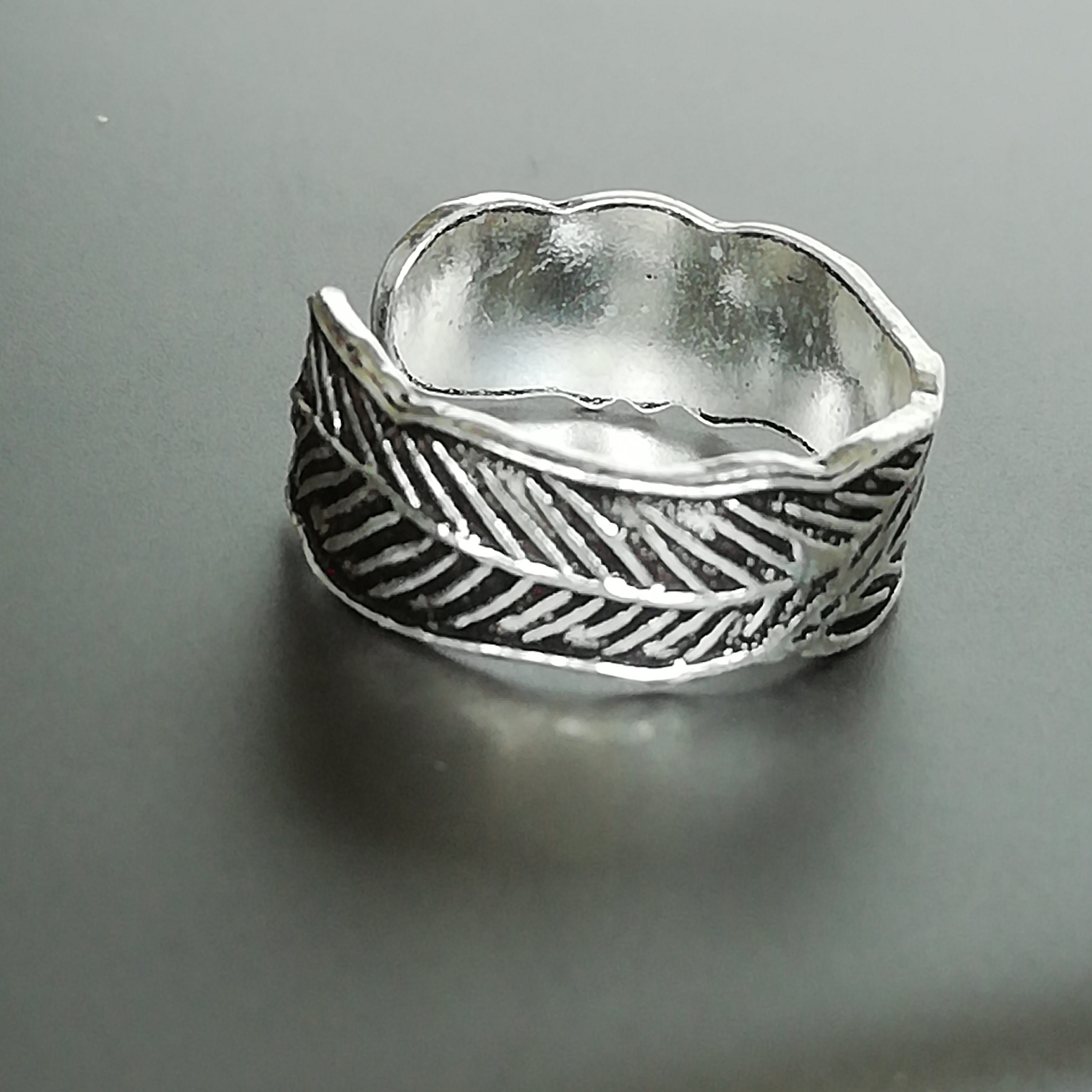 Sterling silver leaves toe ring Body jewelry Bohemian toe | Etsy
