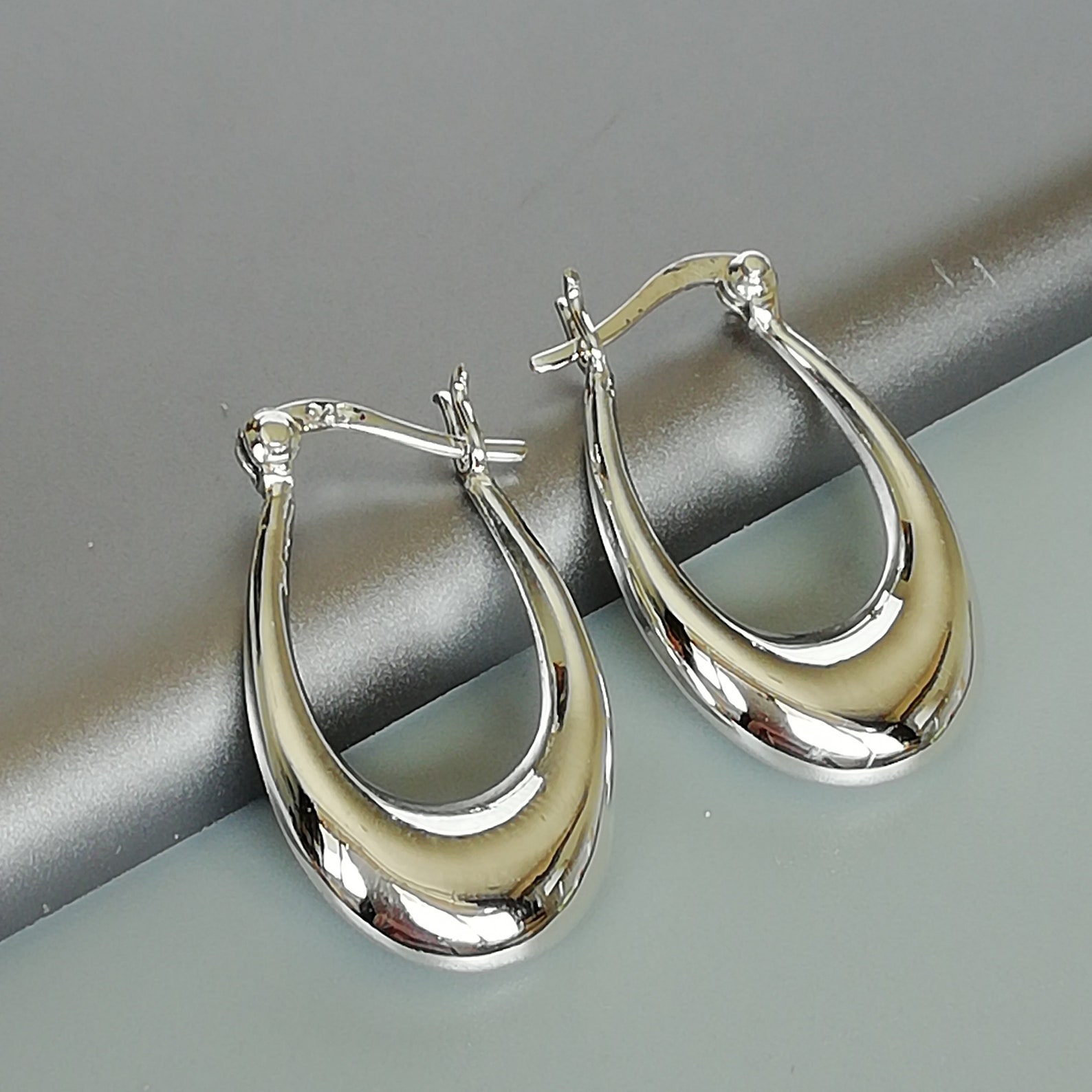 Sterling Silver Oval Ear Hoops Chunky Ear Hoops 25 Mm - Etsy