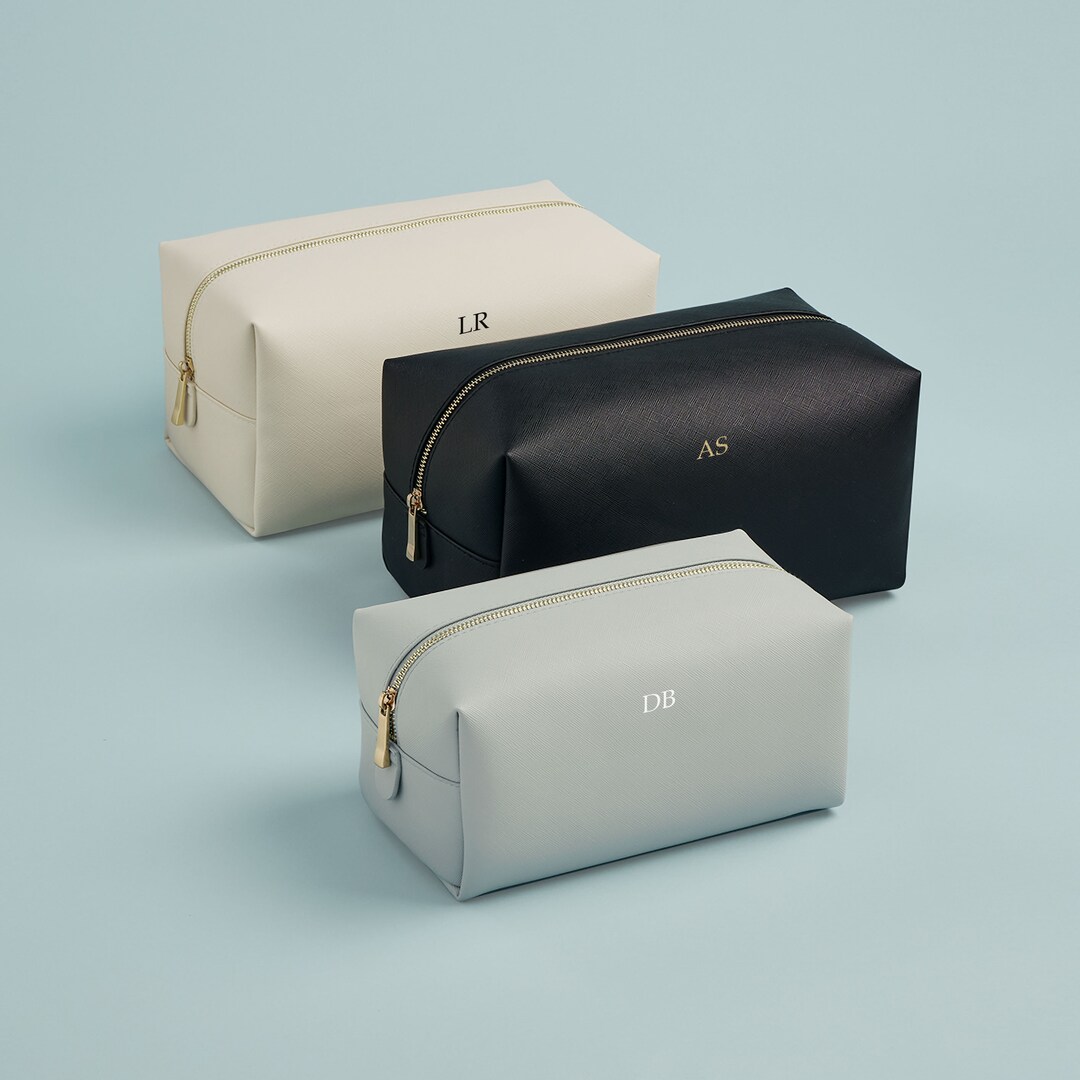 Personalised Vegan Leather Wash Bag - Custom Monogram Toiletry Bag ...