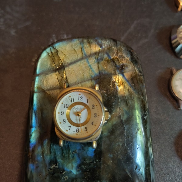 La Express Quartz Watches - Etsy