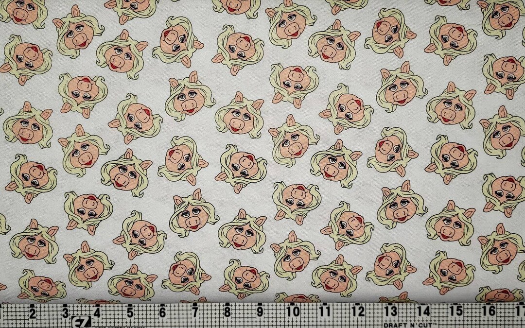 Camelot Fabrics Muppets Miss Piggy Fabric by the Yard//piece - Etsy