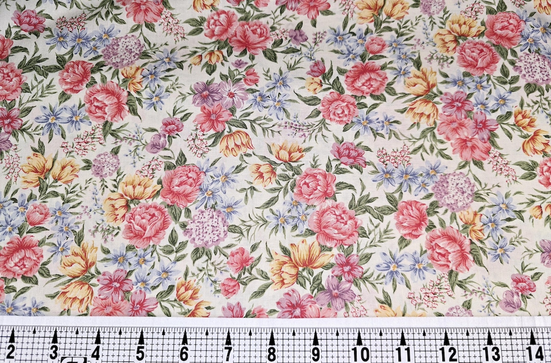 Classic Cottons Floral on Cream Fabric by the Yard//piece - Etsy