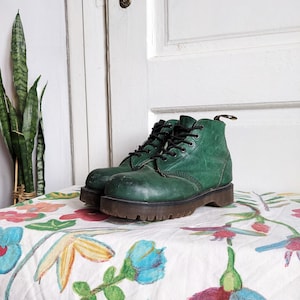 Vintage Dr. Martens Mary Jane 8368 Chunky Platform Shoes Vintage Dr. Martens Mary Jane 8368 Chunky Platform Shoes