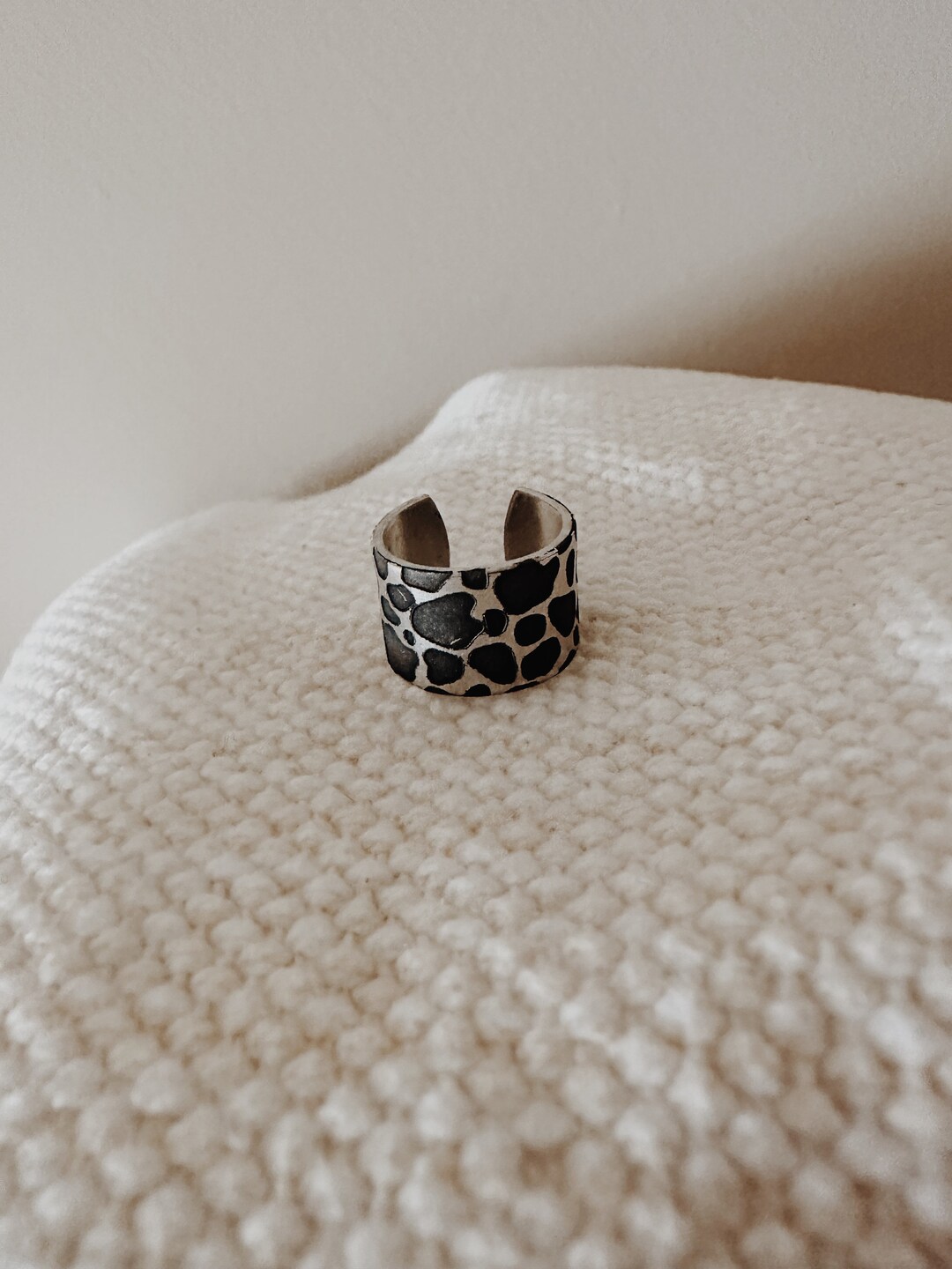 SIZE 4-6 Engraved Cow Print Ring - Etsy