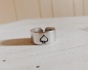 Spade Ring - Etsy