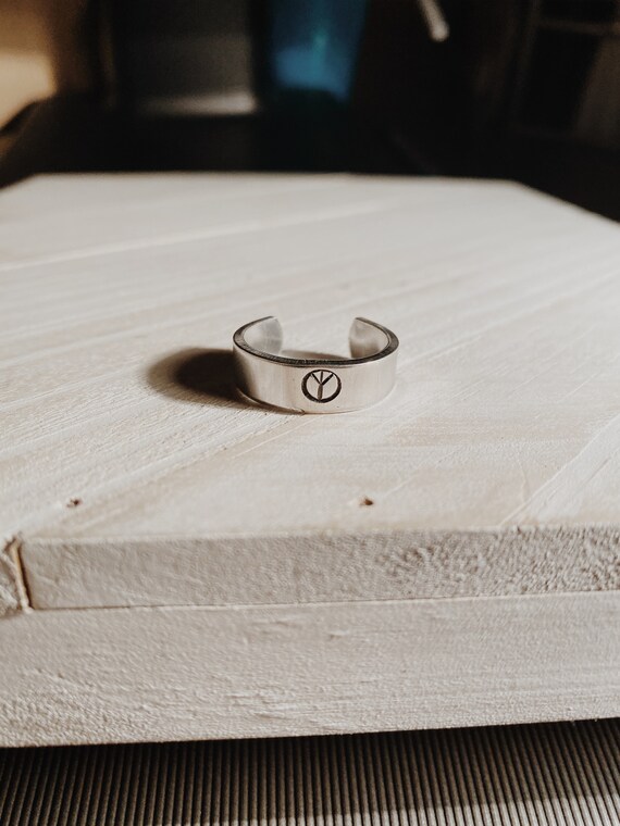 Peace Sign Ring - Etsy