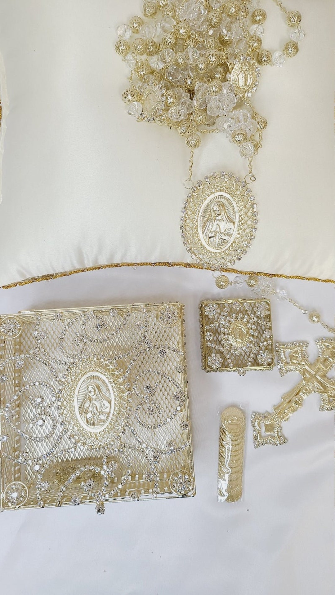 Set De Rosario, Arras Y Lazo/set of Rosary, Arras and Beautiful Wedding ...