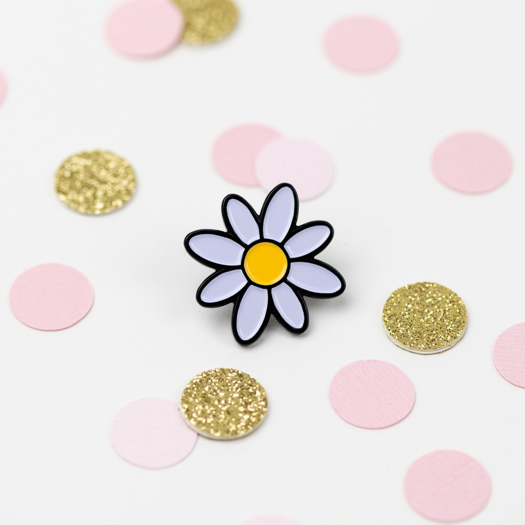 Daisy Soft Enamel Pin, Flower, Cute - Etsy