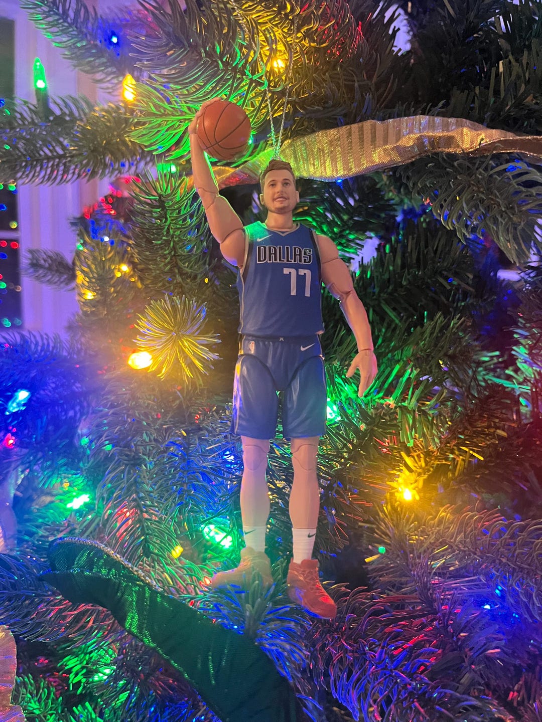 Luca Doncic Dallas Basketball Custom Ornament Figure - Etsy