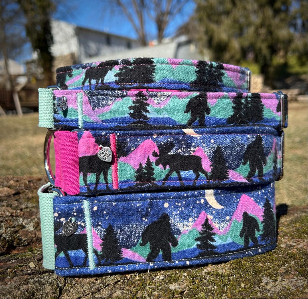 Sasquatch and Northern Lights Dog Collar - Etsy