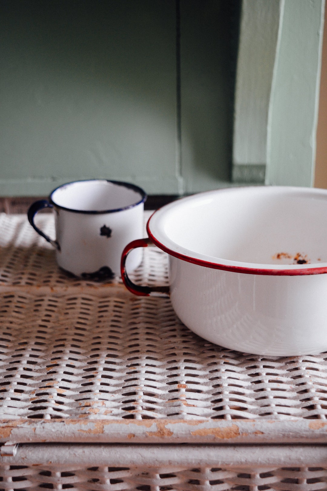Vintage Enamelware Set, Pot and Cup, Enamelwares, White Enamelware ...