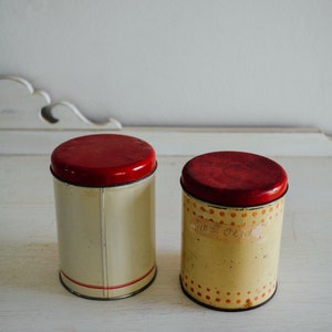 Vintage Tins, Vintage Tin, Red Pattern Tin, Gorgeous Patina, Vintage ...