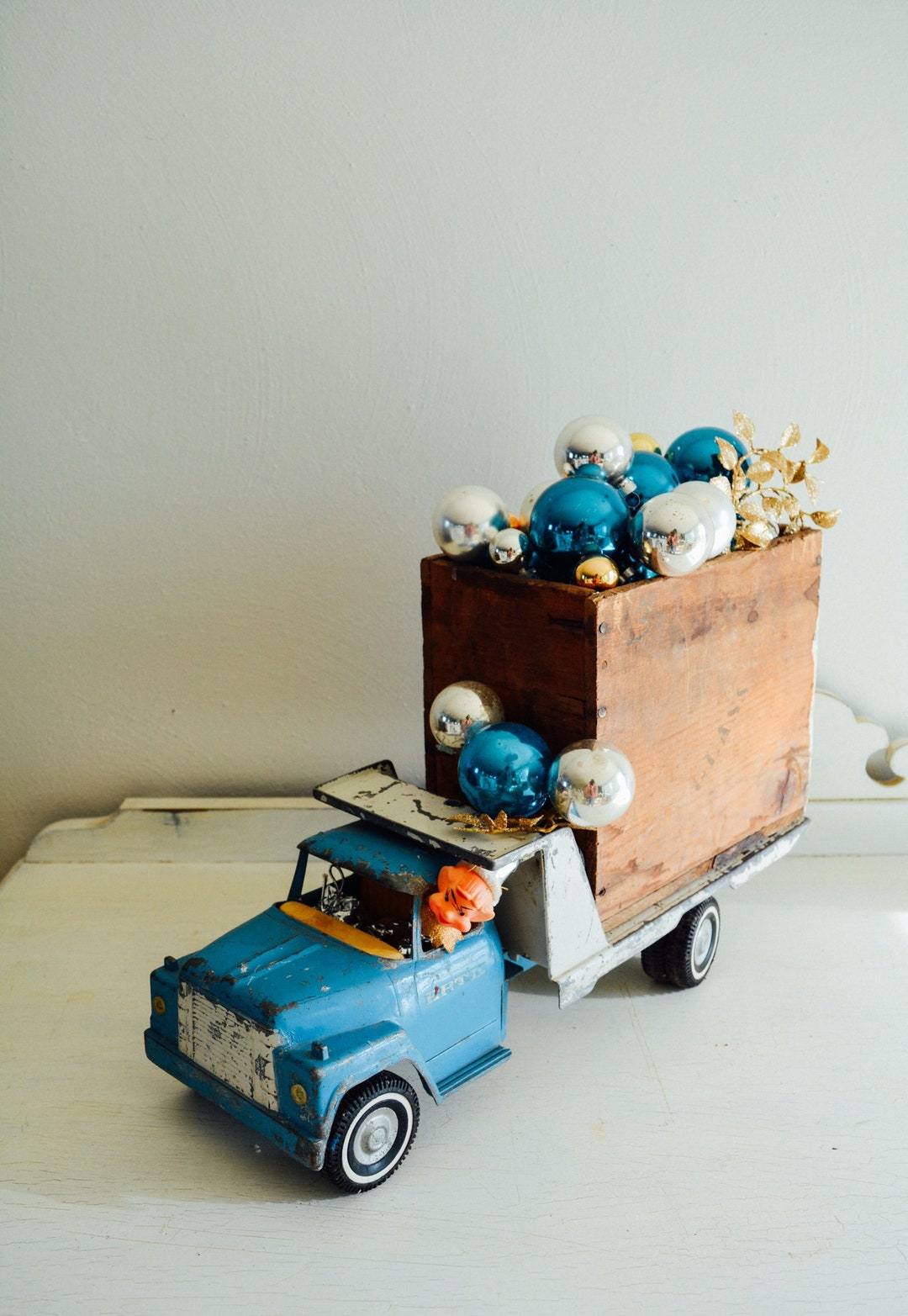Vintage Blue ERTL Christmas Truck With Vintage Christmas Decorations ...