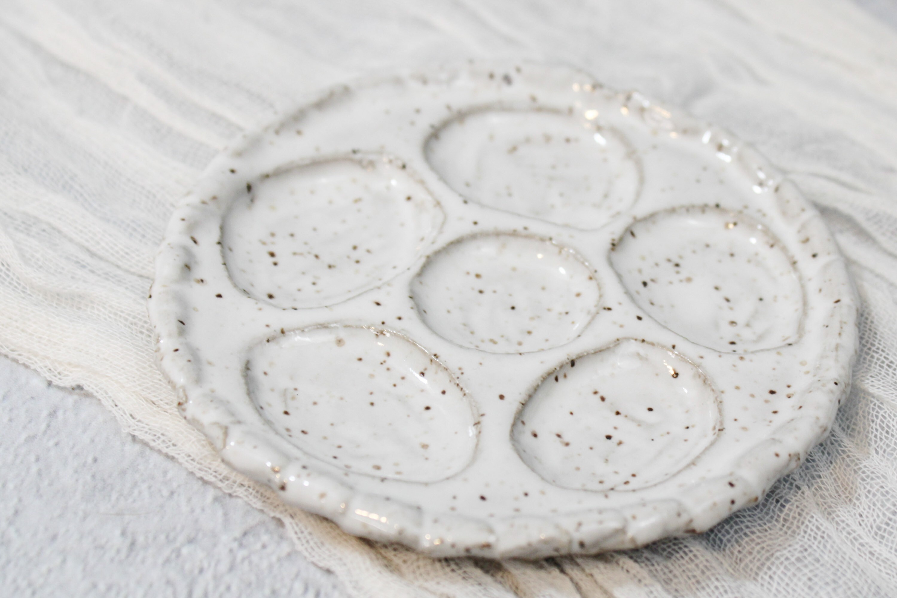 Ready-to-ship, Light-weight "buttercup" ~4 Inch Travel Palette, Small ...