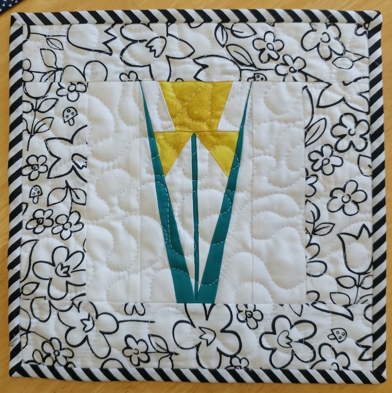 Daffodil Quilt Block: 3x6 Inch FPP Template (PDF Pattern) - Etsy
