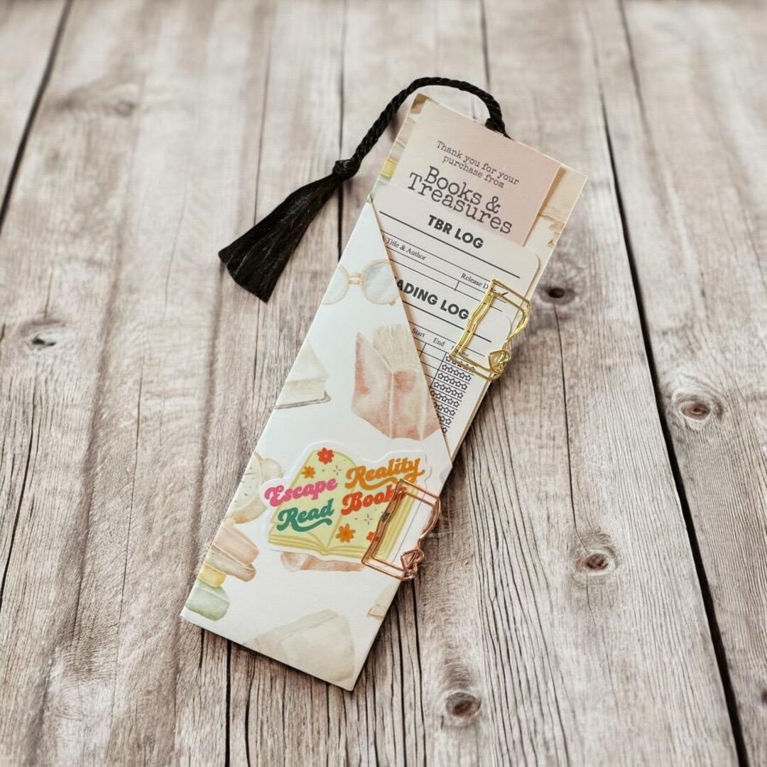 Handmade TBR & Reading Log Bookmark Set – Tracker Bookmarks in Pouch ...