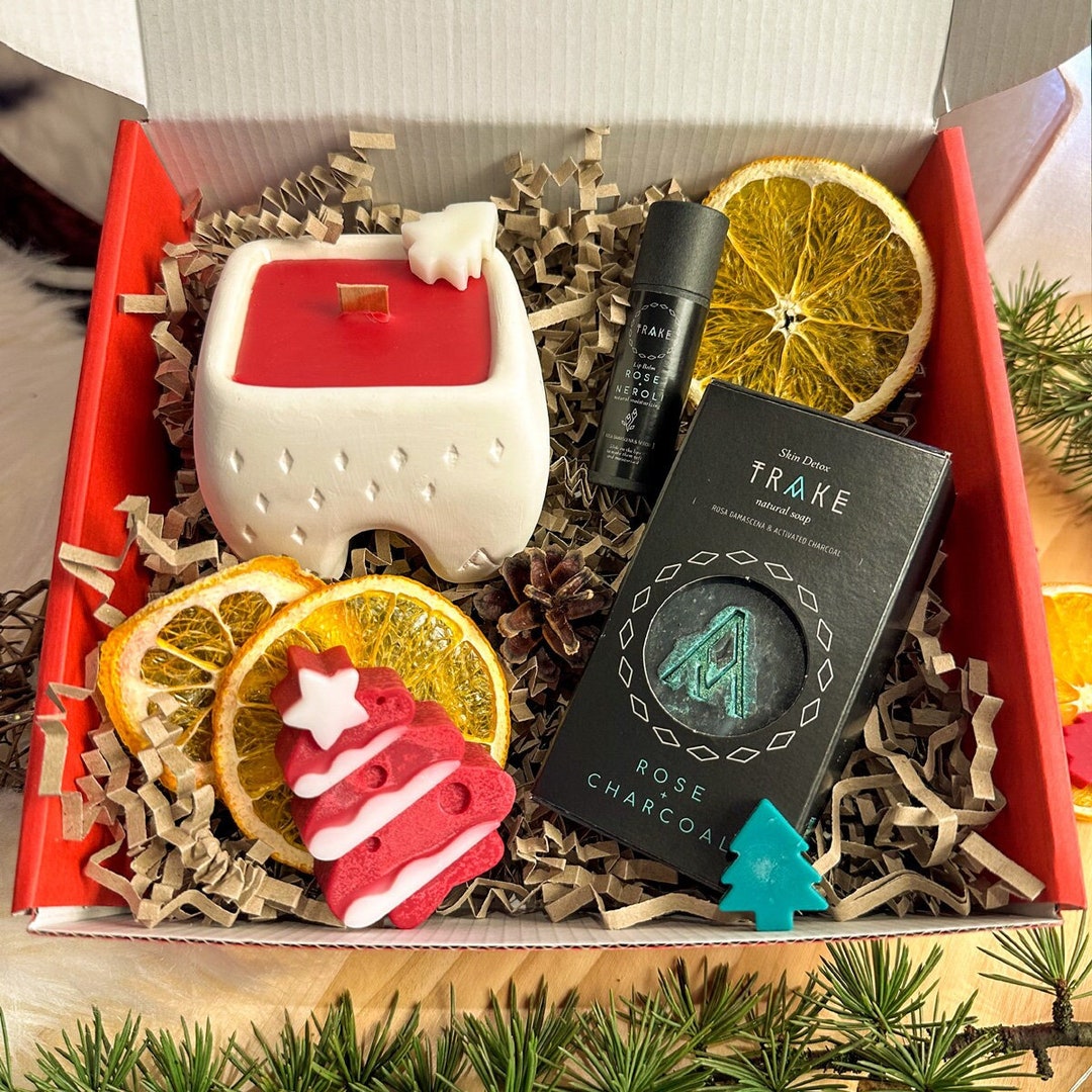 Red Bundle LIMITED CHRISTMAS EDITION - Etsy