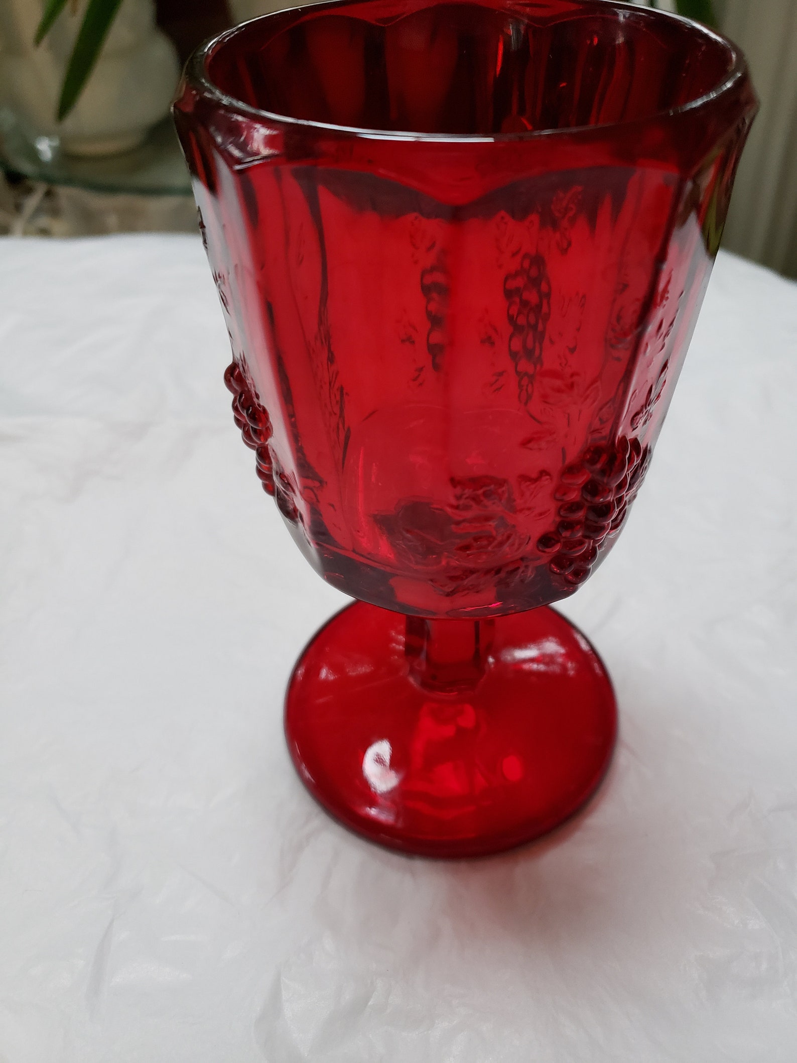 Fenton / L.G. Wright Ruby Red Glass Grapes Water Goblet - Etsy