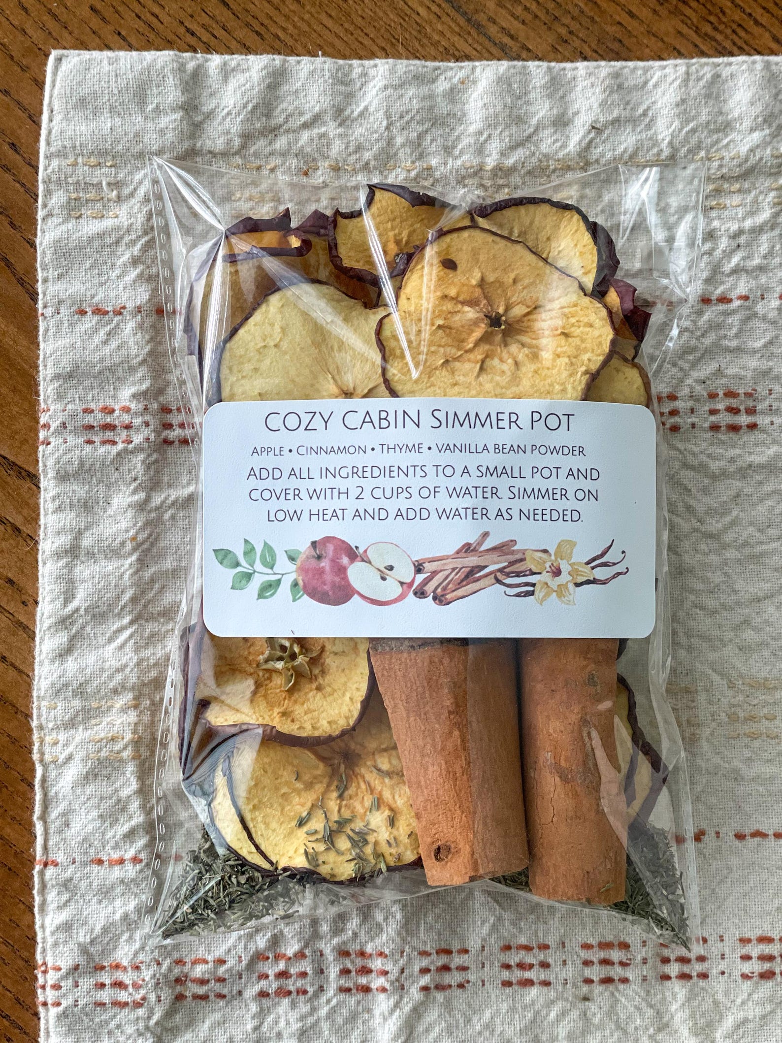 Stove Top Simmer Potpourri Cozy Cabin W/ a Mixture of Dried Apple ...