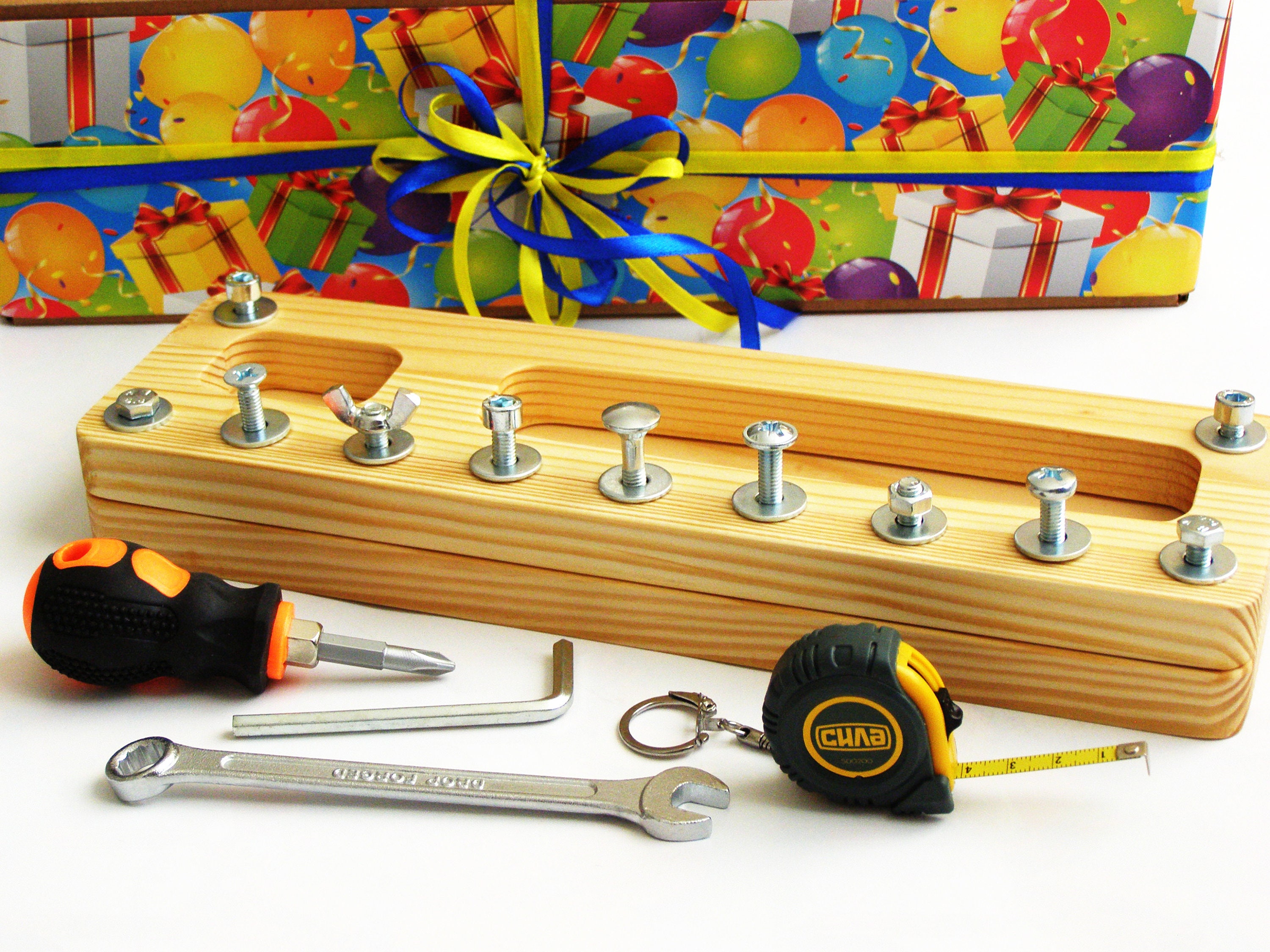 Learning & School Montessori screw board Educational Toys Toy Screw ...