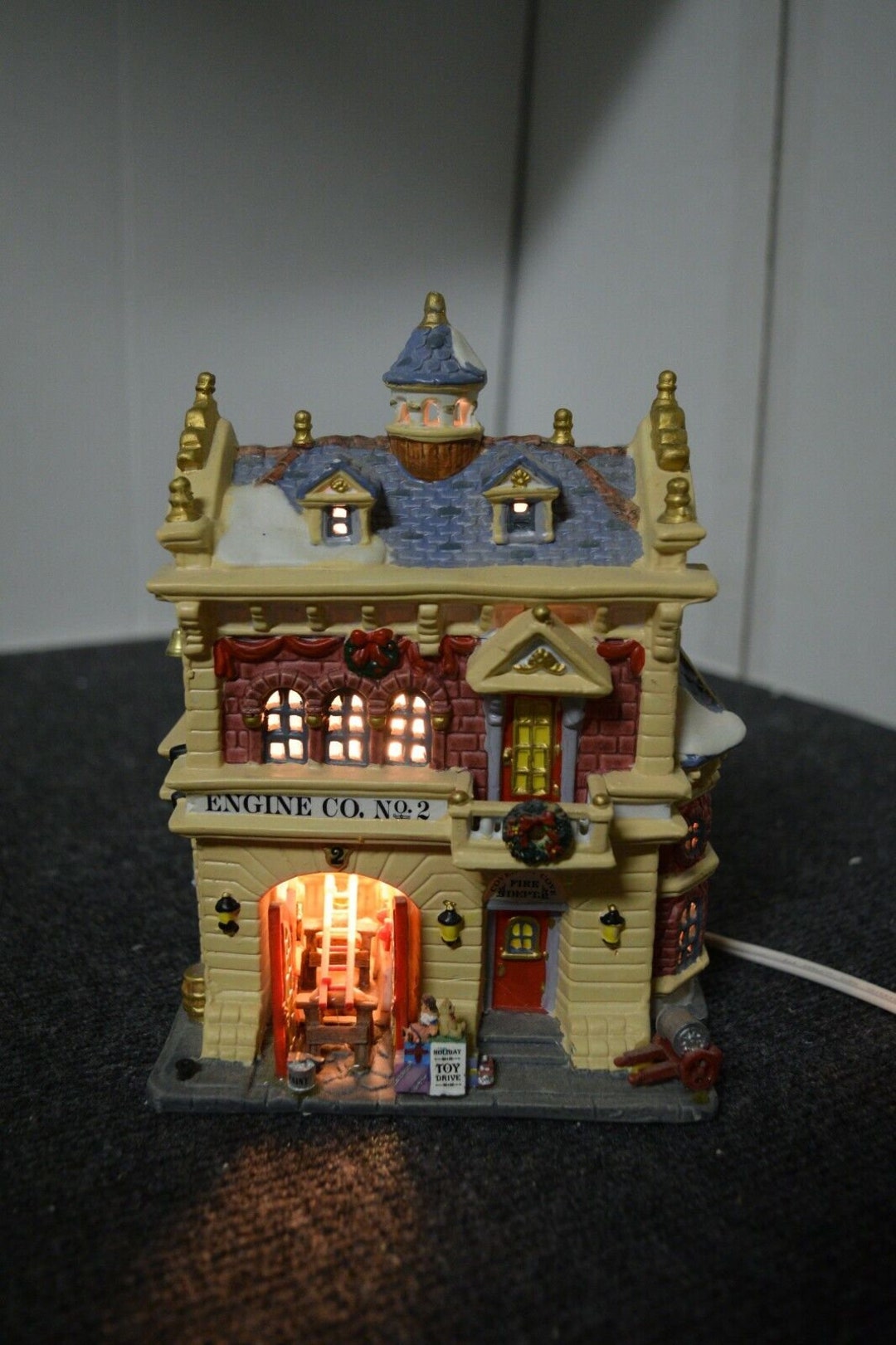 2003 Lemax Coventry Cove Fire Dept Engine Co. No. 2 Toy Drive Lighted ...