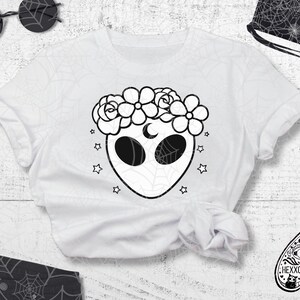 Alien Flower Crown SVG | Alien SVG | Celestial Svg | Alien Cutting File ...