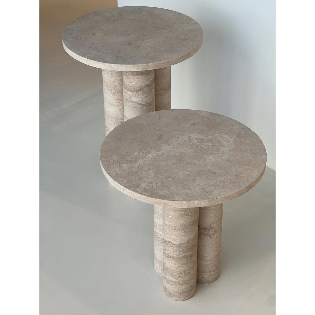 Ensemble de tables d'appoint en travertin Nyla | Table d'appoint en ...