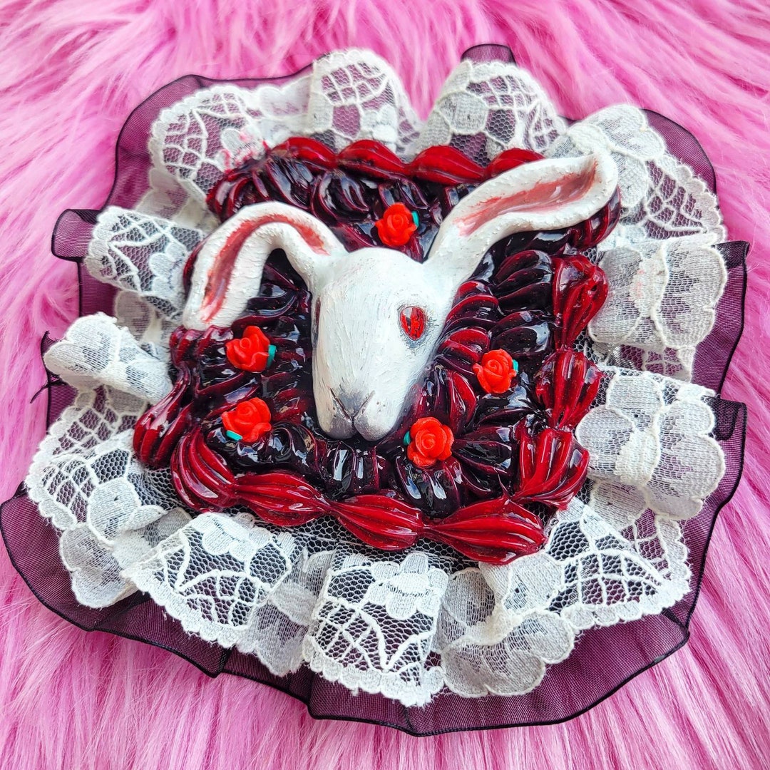 White Rabbit Cigarette Case Joint Case Money Clip Gothic Lolita Decoden ...