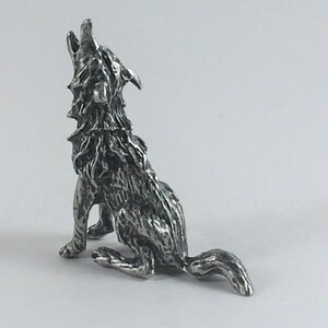 Pewter Sitting Howling Wolf - Etsy