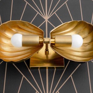 Deco Vanity Shell Light Art Deco Shell Retro Fixture Bathroom Lighting ...