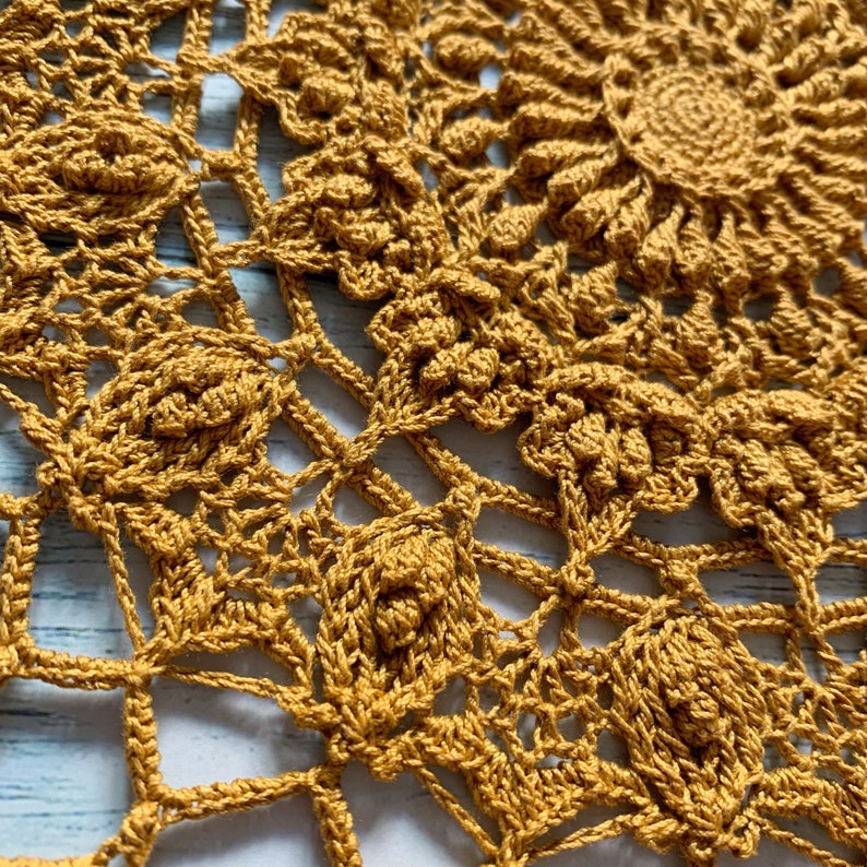 Crochet 13” Lace Round Modern Doily Flower Star Living Room Leaves ...