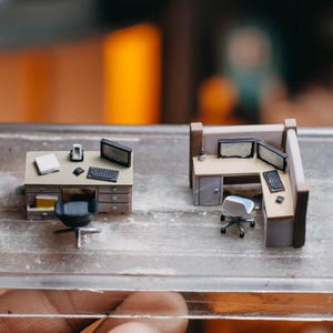 Miniature Mini Figures Office Furniture Desks Man Office Worker for ...