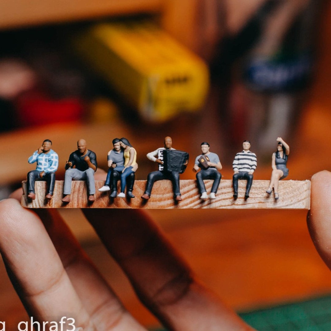 Action Figures Suburban People Man and Woman Dating Couple Miniature ...