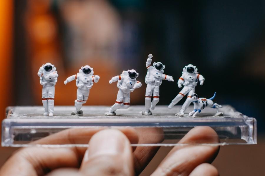 Miniature Action Figure Astronaut Man Diorama Scale 1:87 Decoration ...