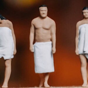 Bath Man Woman in Towel Swimming Pool Miniature Action Figures Diorama ...