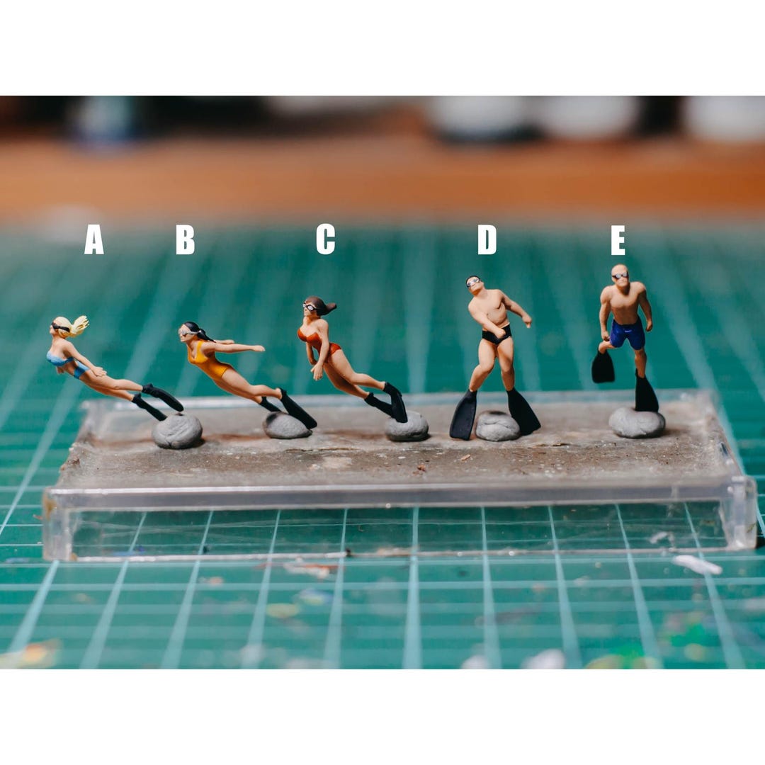 Miniature Action Figure Diver – Ocean Explorer Statue Deep Sea Scale 1/ ...