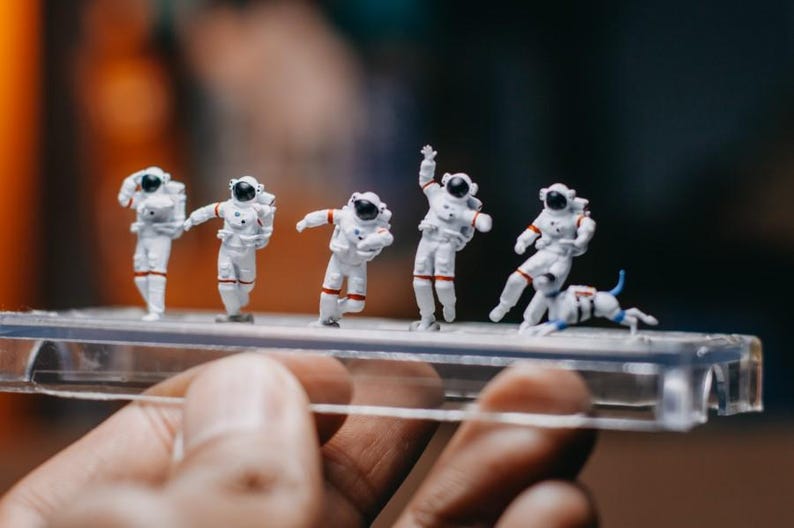 Miniature Action Figure Astronaut Man Diorama Scale 1:87 Decoration ...