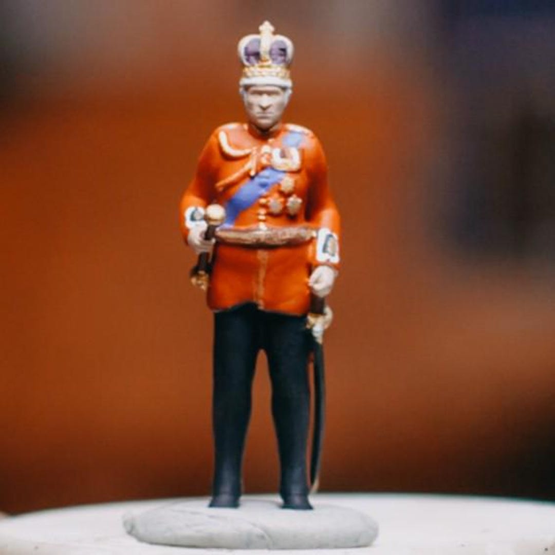 Miniature Action Figure King and Queen for Diorama Scale 1:87 ...