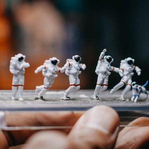Miniature Action Figure Astronaut Man Diorama Scale 1:87 Decoration ...