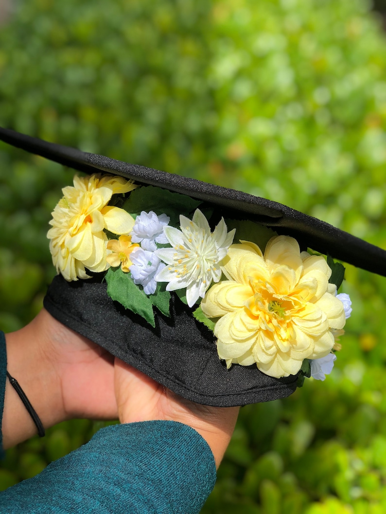 Graduation Cap Flower Crown - Etsy