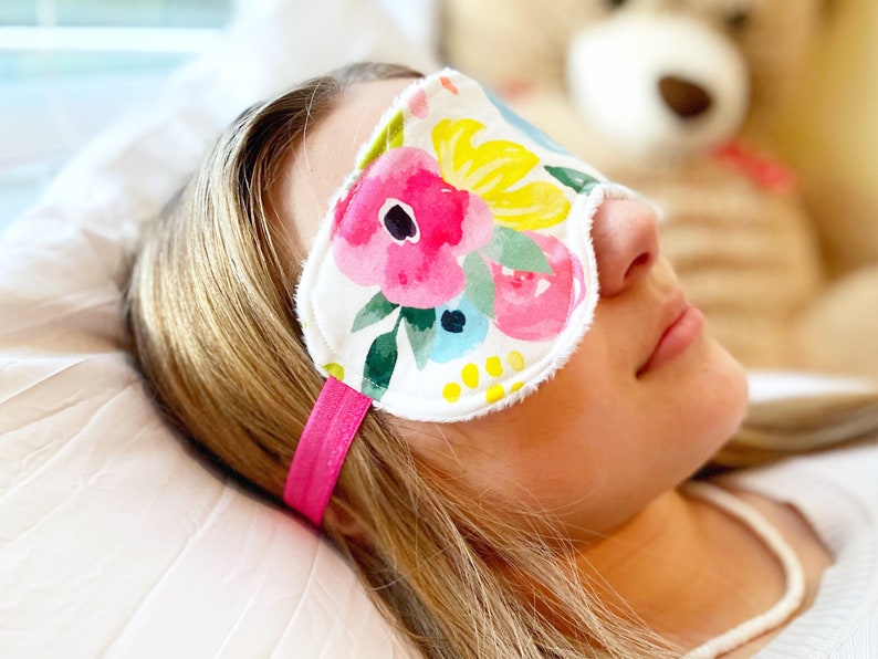 Sleeping Eye Mask Sewing Pattern & VIDEO Tutorial Printable - Etsy Canada