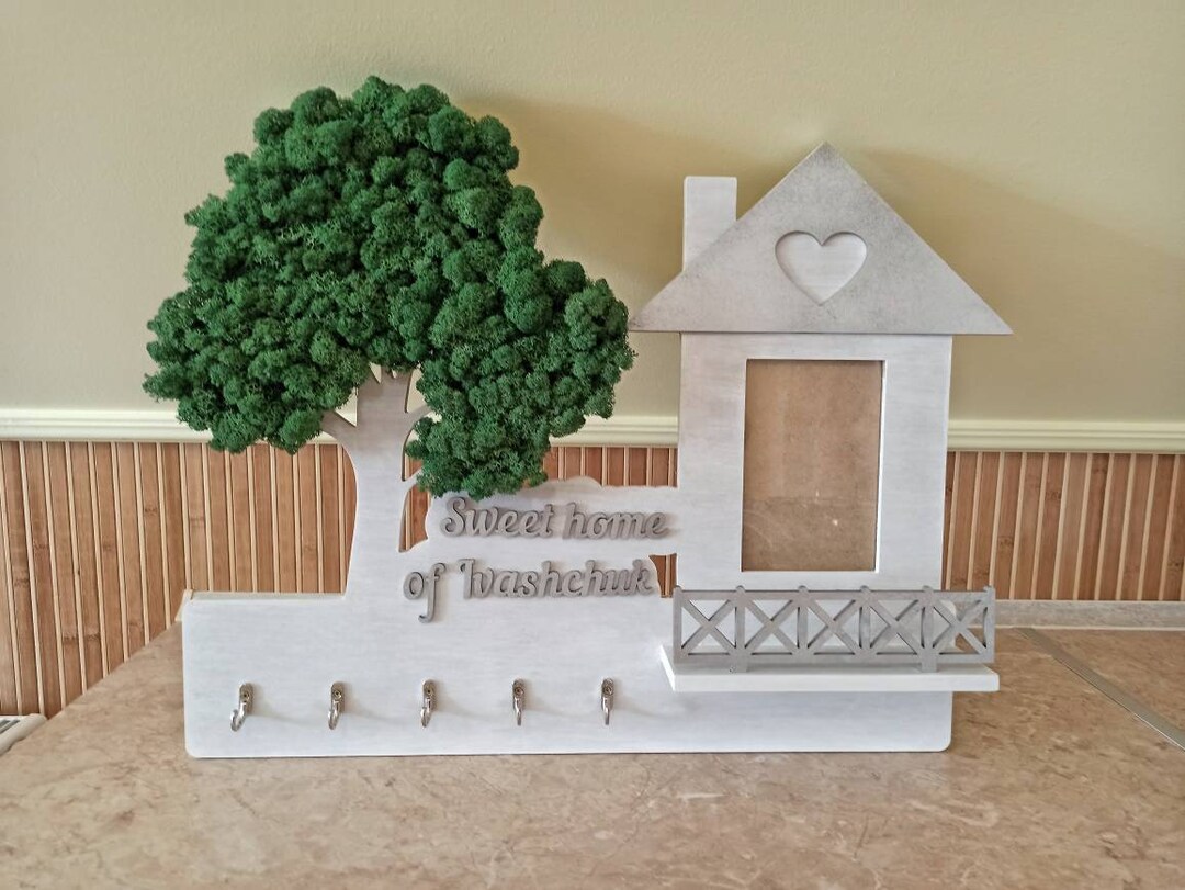 Preserved Moss Wall Art With Key Hooks - Personalized Name Sign, Gift ...