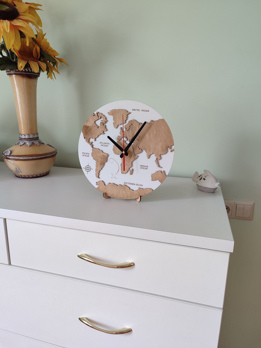 Map of the World Wall Clock - Unique Gift for Coworker in Office ...
