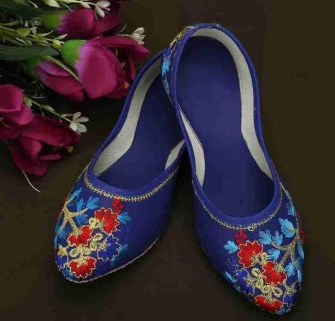 Ethnic Footwear, Party Wear Juthies, Comfortable Half Shoes, Flat ...