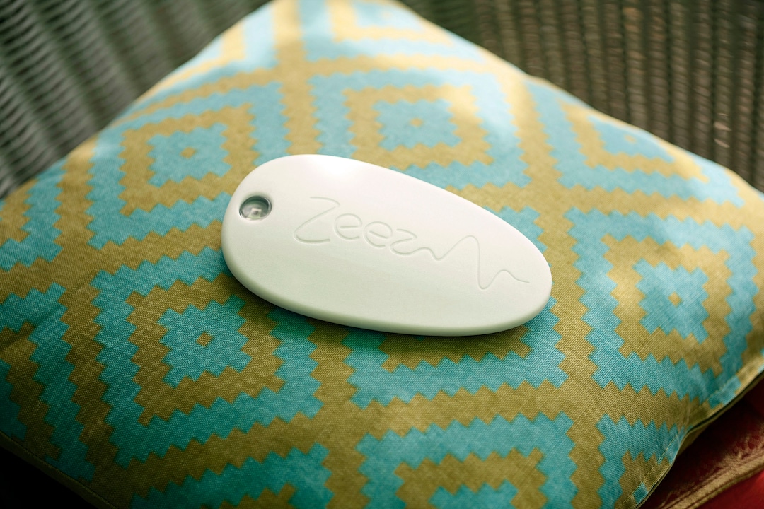 Zeez Sleep Pebble Sleep Device - Etsy