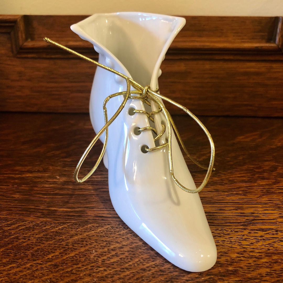 Vintage Ceramic Boot Vase: Lace up Shoe Decor, Narco Japan - Etsy